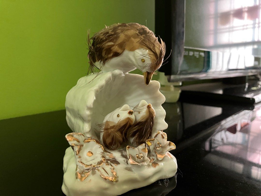 Mother owl with baby owls display set, Furniture & Home Living, Home ...