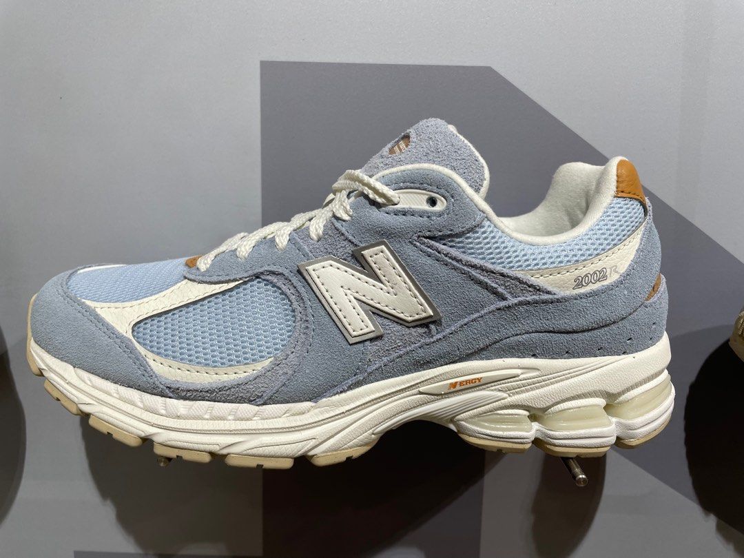 New Balance 2002R 2002RSD light blue, Women's Fashion, Footwear ...