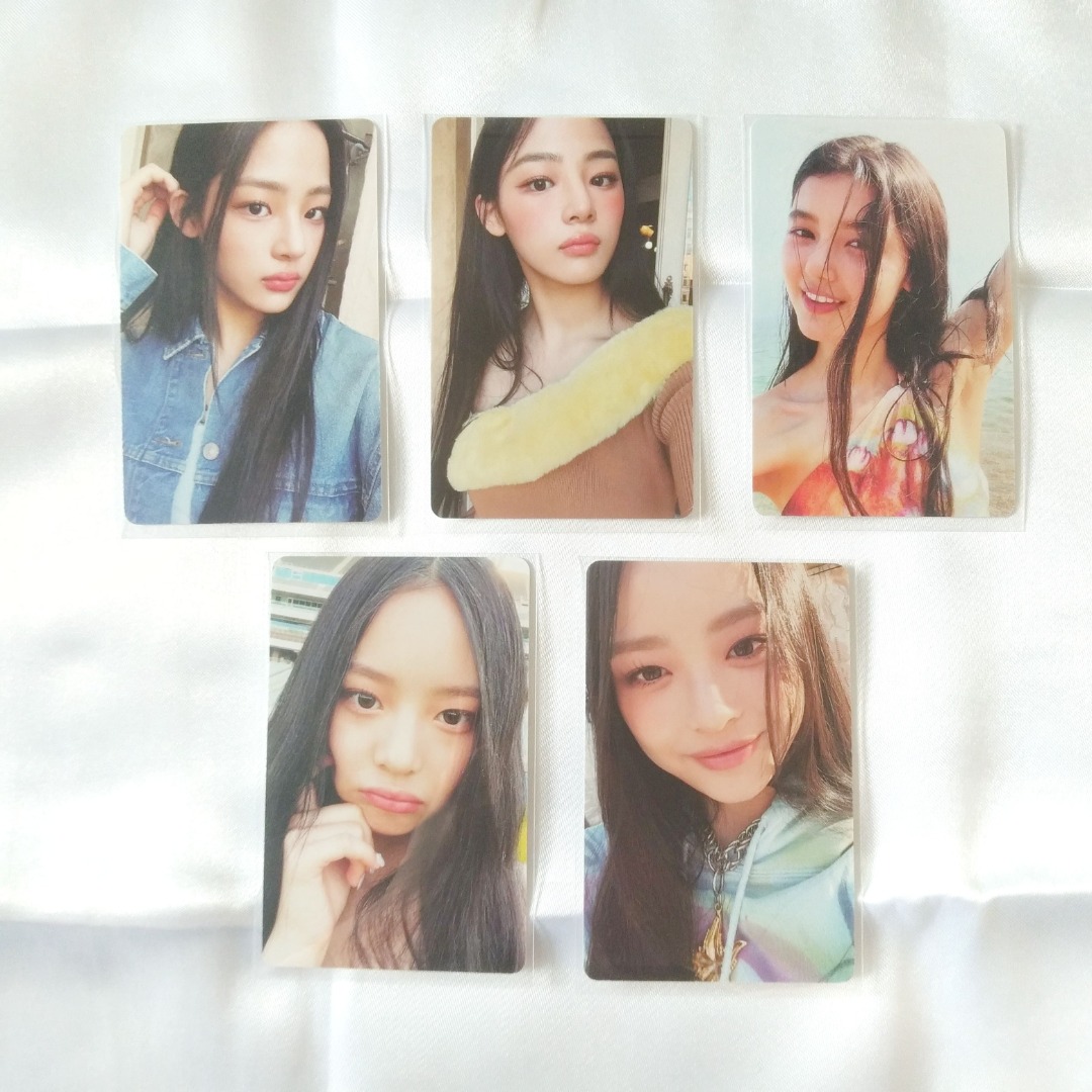 🐰NewJeans | 迷你一輯1st EP New Jeans(Weverse ver.)小卡 | Hanni Minji Danielle, 書籍、休閒與玩具, 收藏、紀念品, K-Pop ...