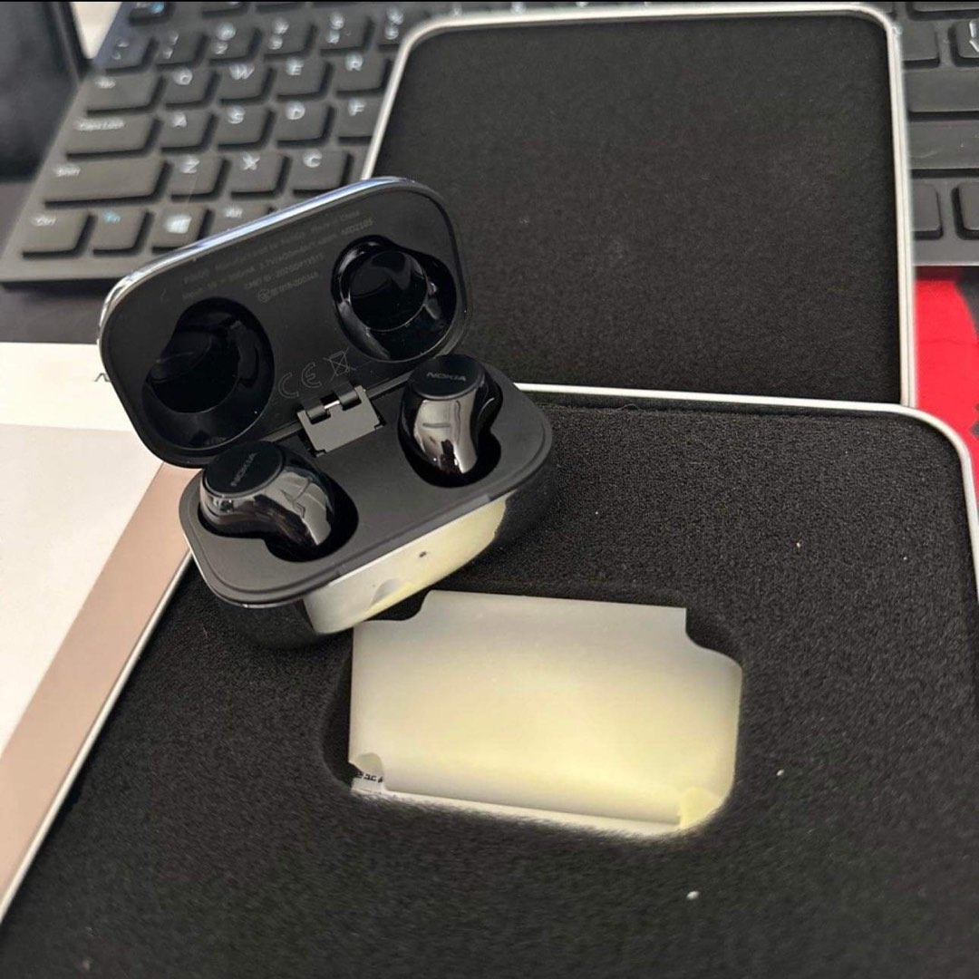 NOKIA wireless earphones on Carousell