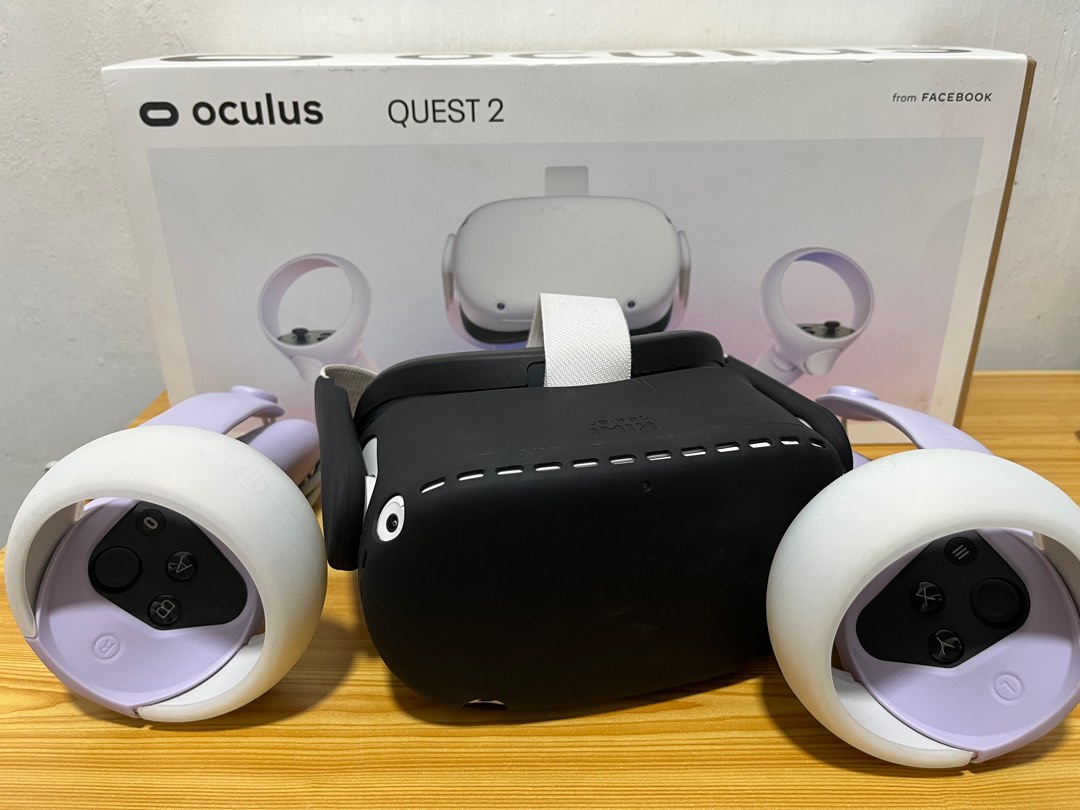 Oculus Quest 2, Hobbies & Toys, Toys & Games on Carousell