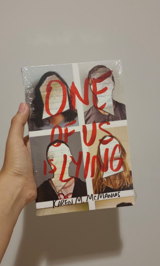 ORIGINAL One of Us is Lying english sealed, Buku & Alat Tulis, Buku di ...
