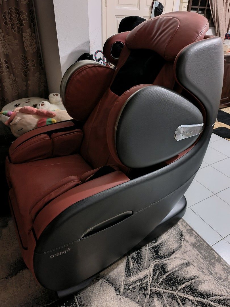 Osim Massage Chair, Health & Nutrition, Massage Devices on Carousell