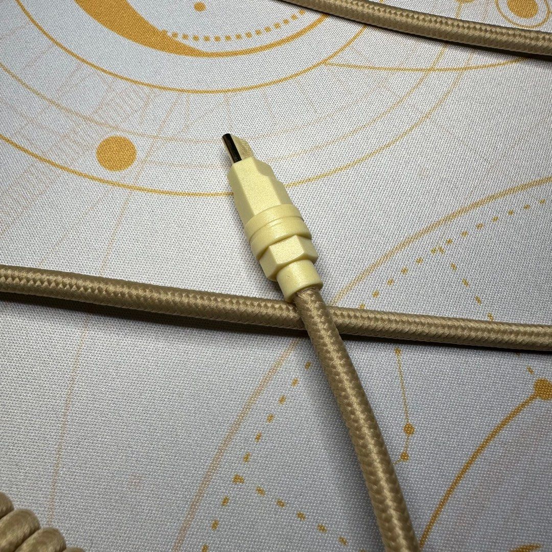 Osume x Wuque Studio Dalgona Coiled Cable, Computers & Tech, Parts ...