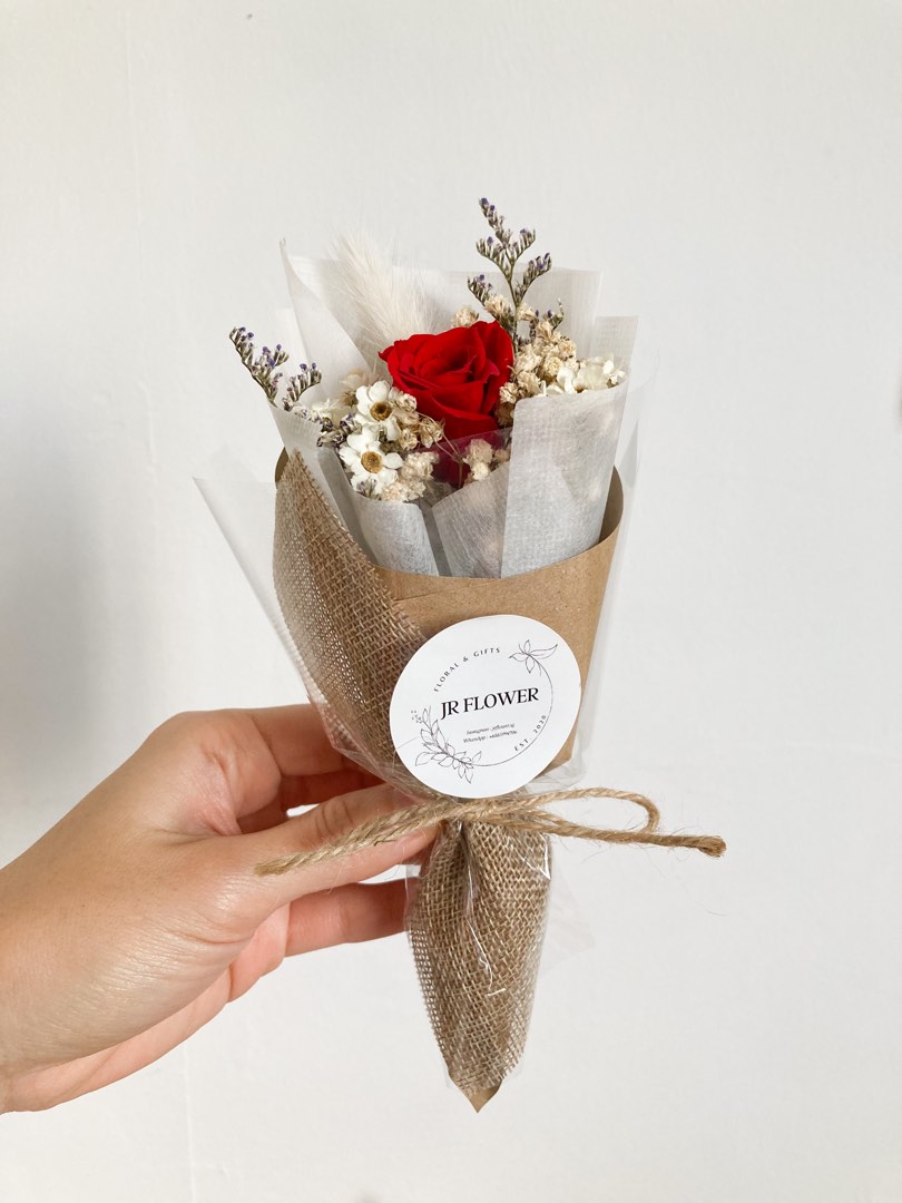 Petite Size Preserved Rose Bouquet, Hobbies & Toys, Stationery & Craft ...