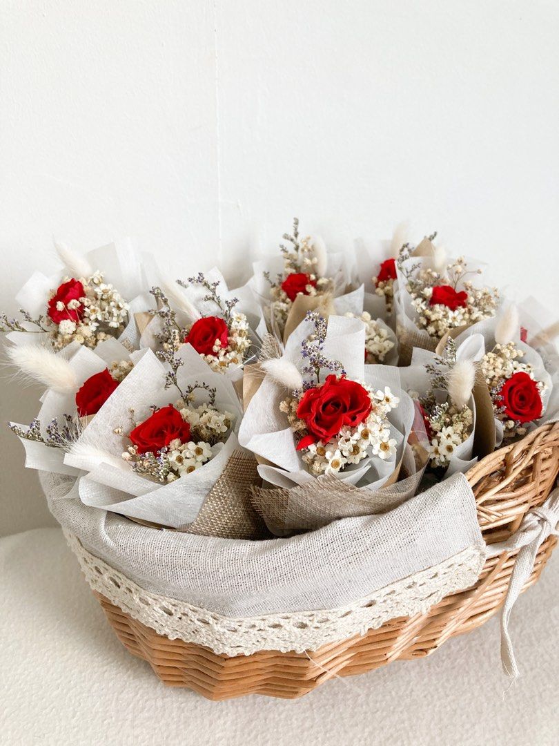 Petite Size Preserved Rose Bouquet, Hobbies & Toys, Stationery & Craft ...