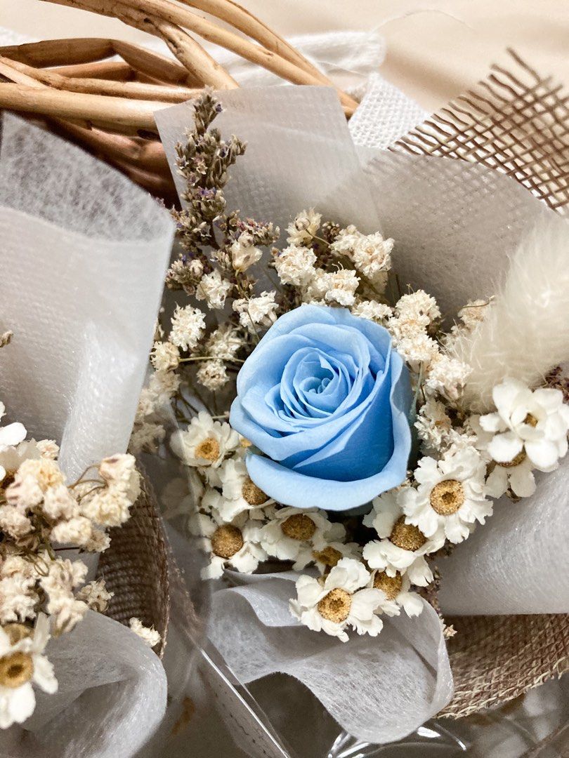 Petite Size Preserved Rose Bouquet, Hobbies & Toys, Stationery & Craft ...