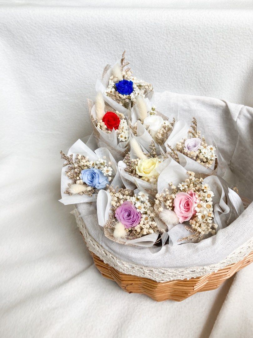 Petite Size Preserved Rose Bouquet, Hobbies & Toys, Stationery & Craft ...