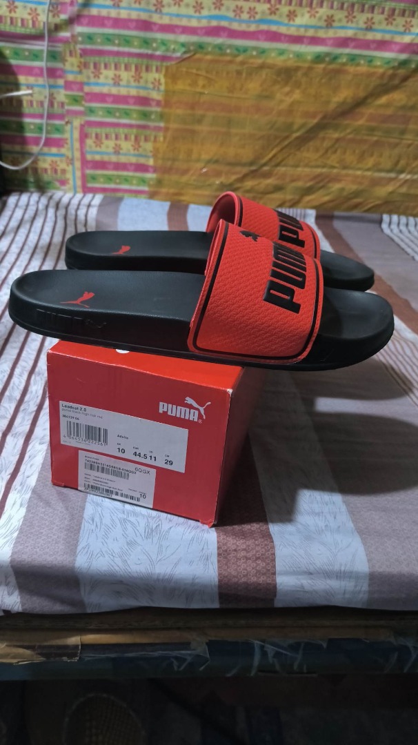 Puma Slides, Women's Fashion, Footwear, Slippers and slides on Carousell