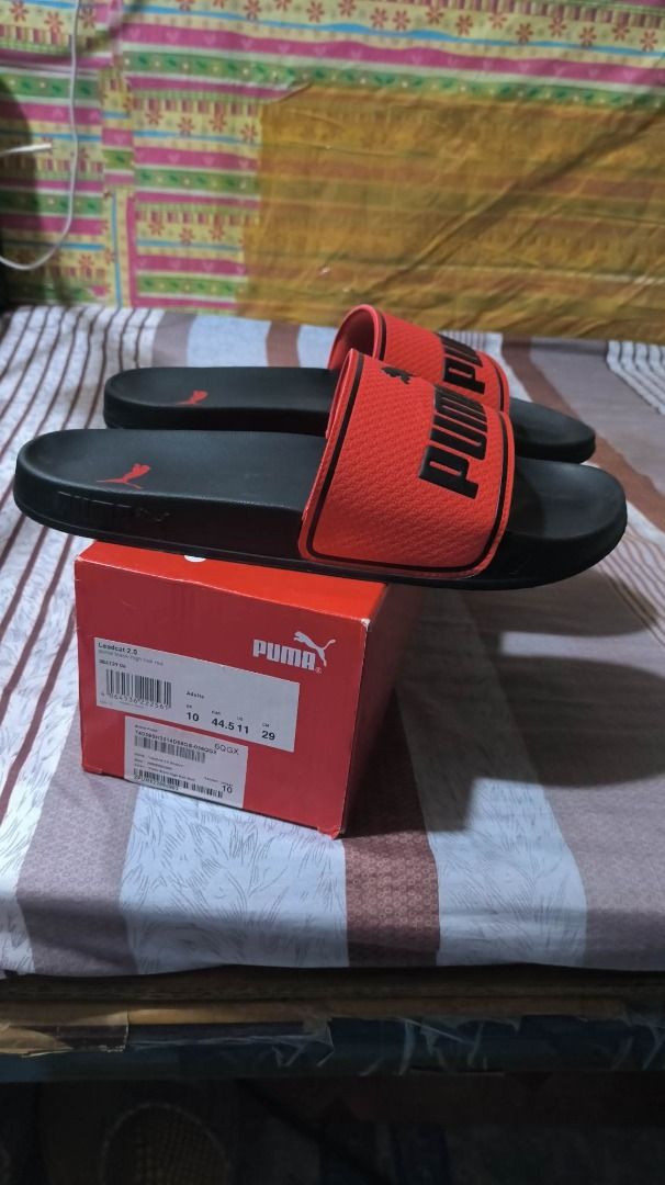 Puma Slides, Women's Fashion, Footwear, Slippers and slides on Carousell