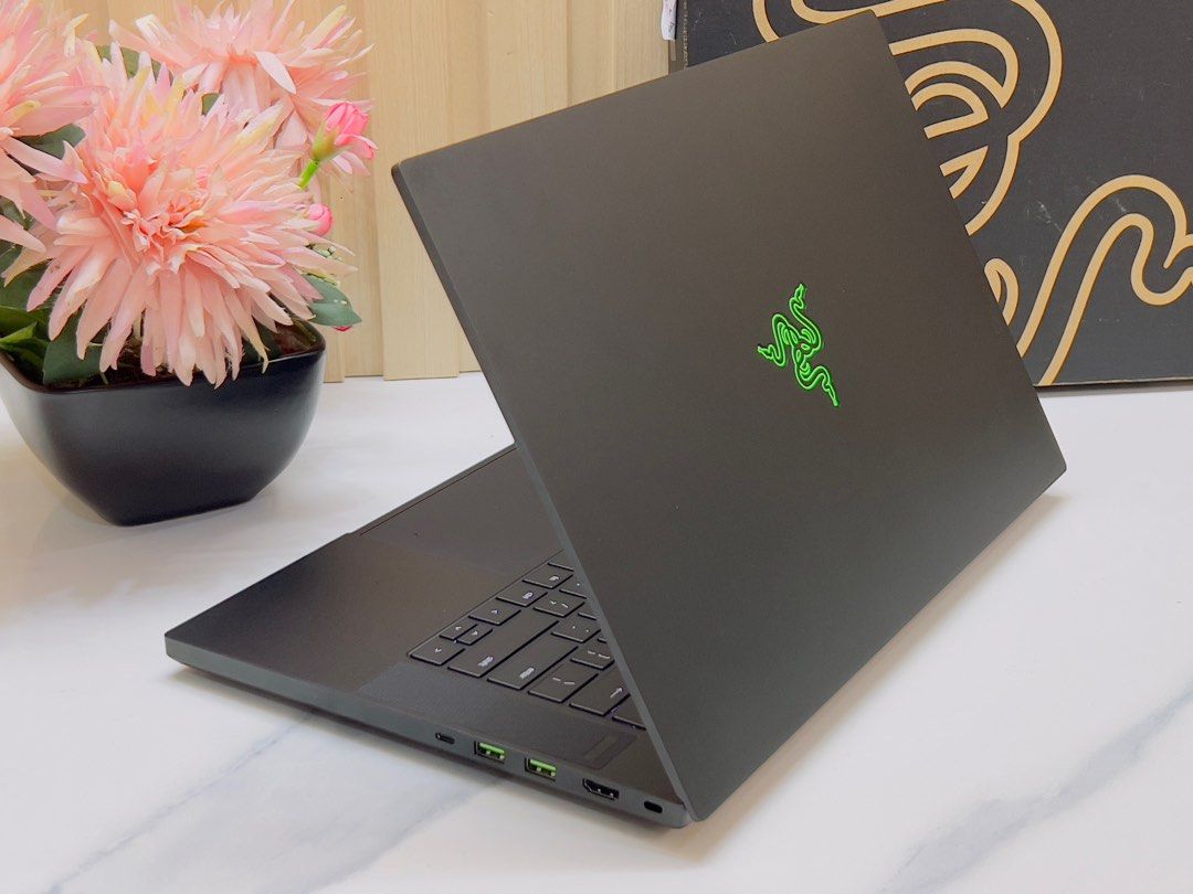 Razer Blade 15 Base Model Early 2020 RZ09-0328 i7 10th Gen 16GB RAM ...