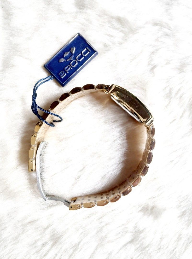 SALE‼️ Original Brocci Women Watch, Women's Fashion, Watches ...