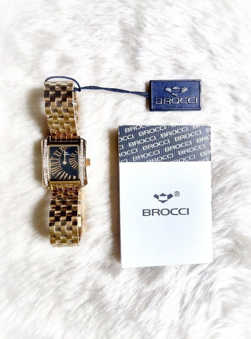 SALE‼️ Original Brocci Women Watch, Women's Fashion, Watches ...