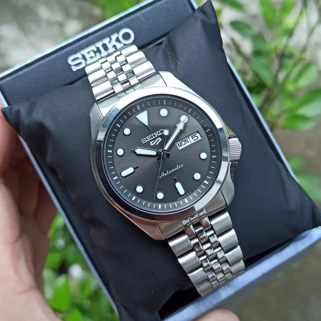 Seiko 5 Sports - Grey / Gray DressKX SRPE51 / SRPE51K1, Luxury, Watches ...