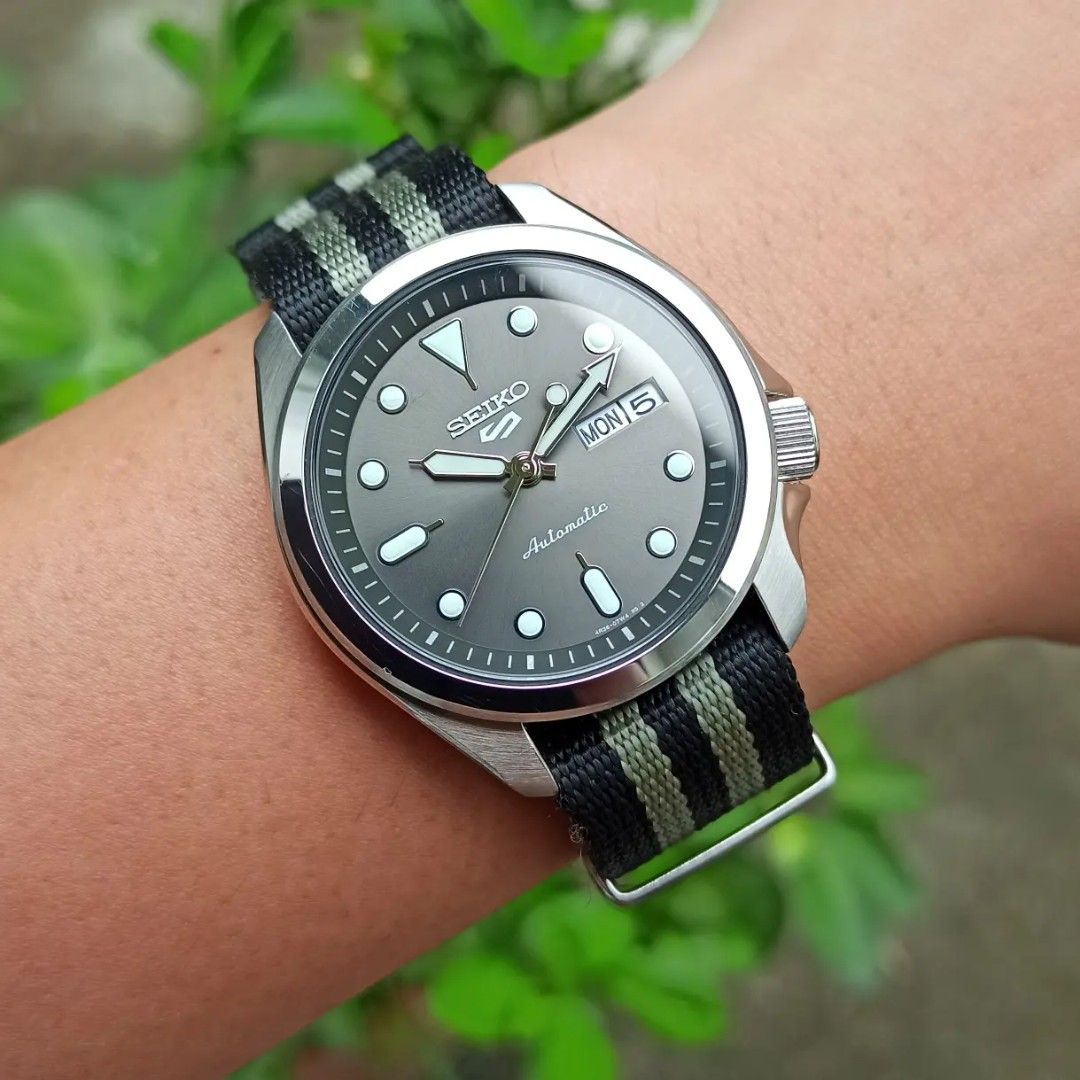 Seiko 5 Sports - Grey / Gray DressKX SRPE51 / SRPE51K1, Luxury, Watches ...