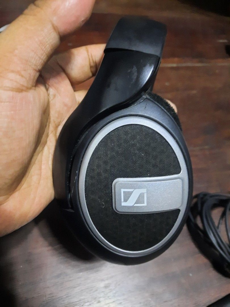 Sennheiser HD559, Audio, Headphones & Headsets on Carousell