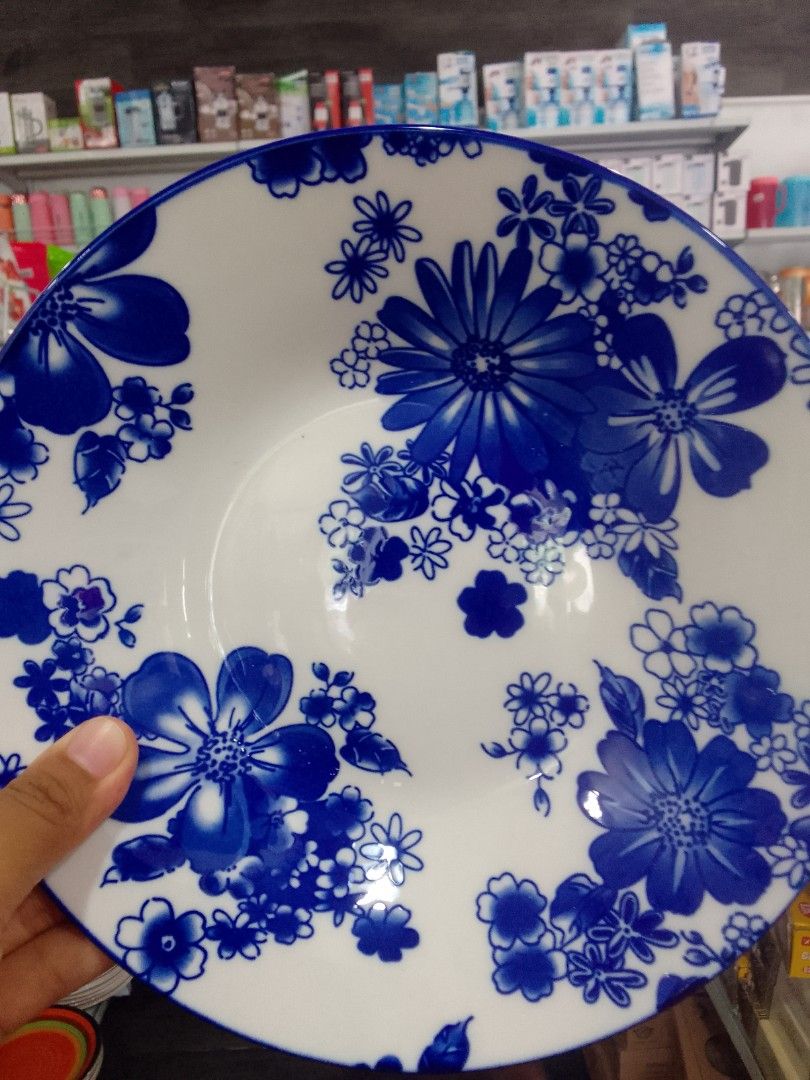 set piring dan mangkok bunga biru, Kitchen & Appliances di Carousell