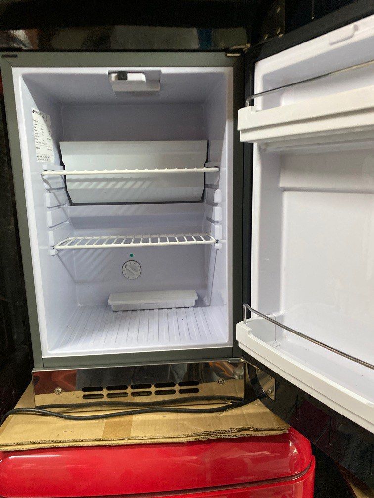 smeg mini bar fridge, TV & Home Appliances, Kitchen Appliances ...