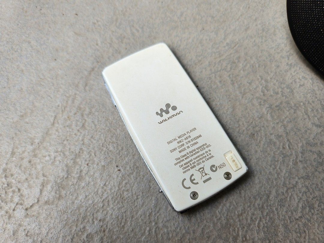 Sony walkman nwz-A816 mp3 player with speaker y2k, 音響器材, 音樂播放裝置 MP3及CD ...