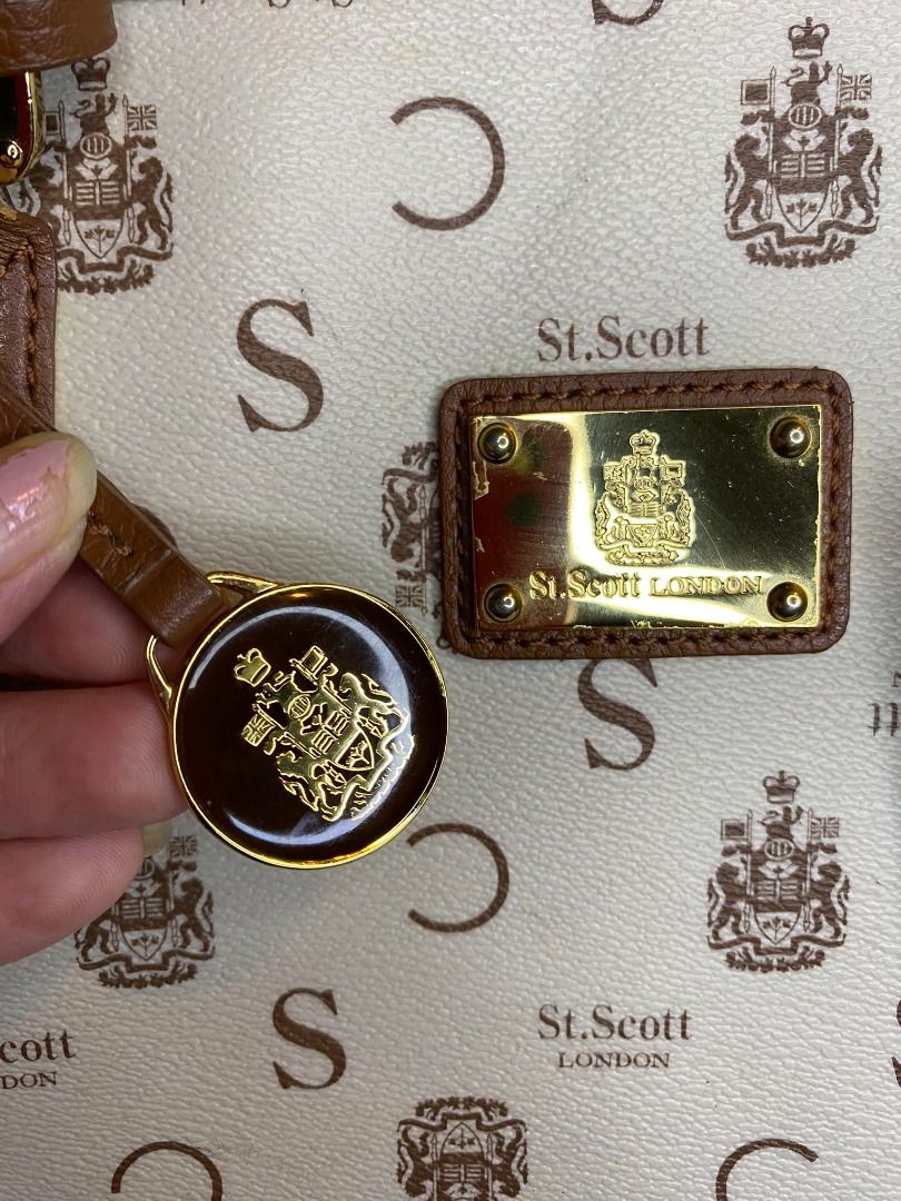St. Scott (Tote Bag), Luxury, Bags & Wallets on Carousell