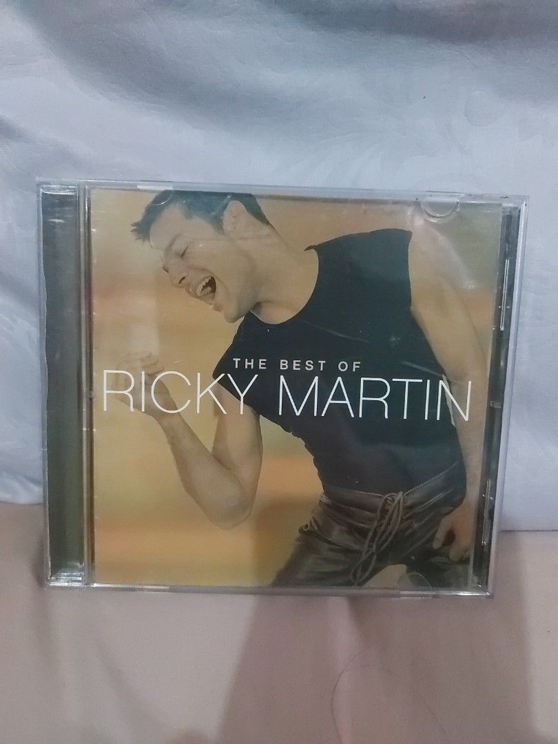 THE BEST OF RICKY MARTIN 2001 CD / VCD SONY MUSIC ORIGINAL AUTHENTIC ...