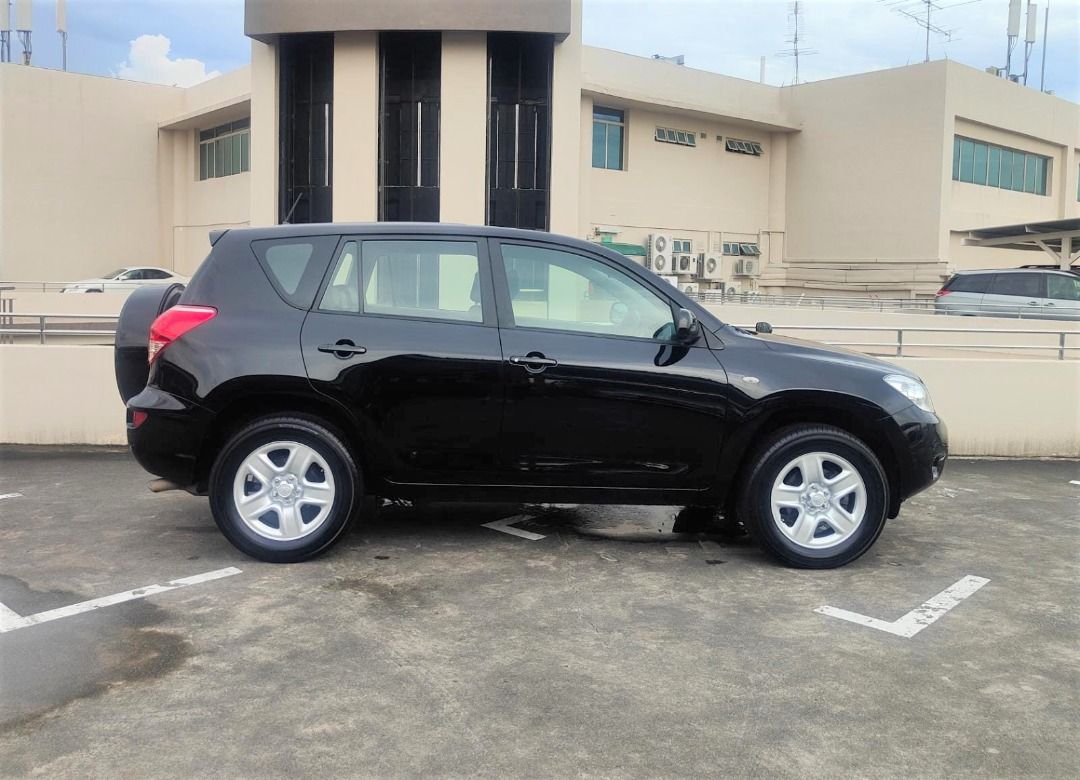 Toyota RAV4 2.4A X Auto, Cars, Used Cars on Carousell