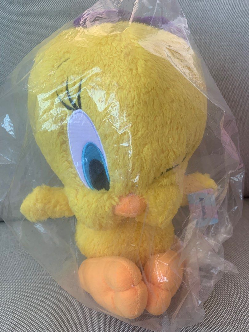 Tweety Bird Plushie Looney Tunes, Hobbies & Toys, Toys & Games on Carousell