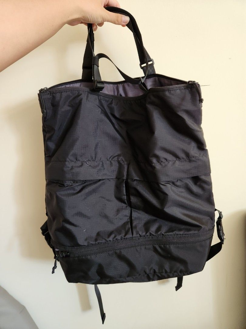 Uniqlo tote utility 2 way bag (black), Men's Fashion, Bags, Backpacks ...
