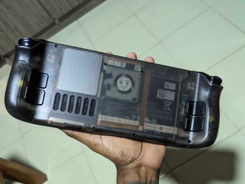 Valve Steam Deck 64GB + Extra Accessories, Video Gaming, Video Game ...