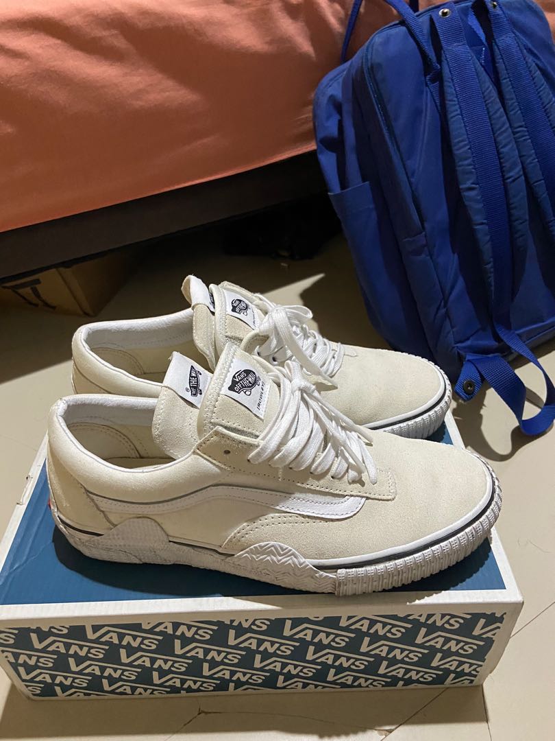 Vans Cap Mash Lo Lx 42.5, Fesyen Pria, Sepatu , Sneakers di Carousell