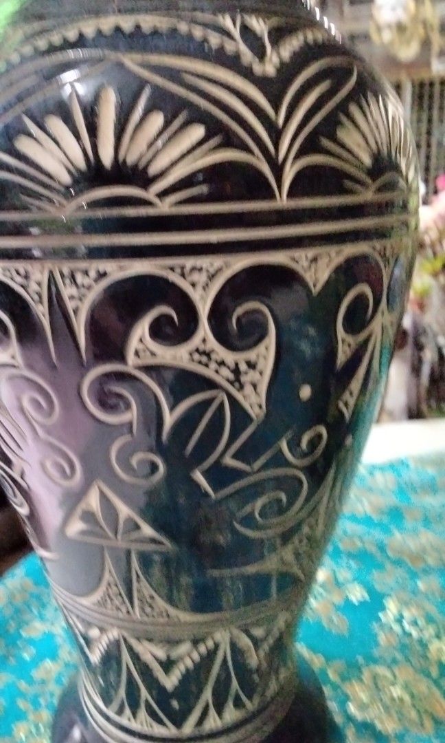 Vase/pasu porcelain V77, Hobbies & Toys, Collectibles & Memorabilia ...