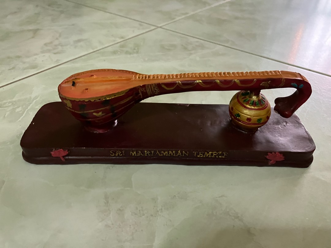 Veenai display piece, Hobbies & Toys, Memorabilia & Collectibles ...