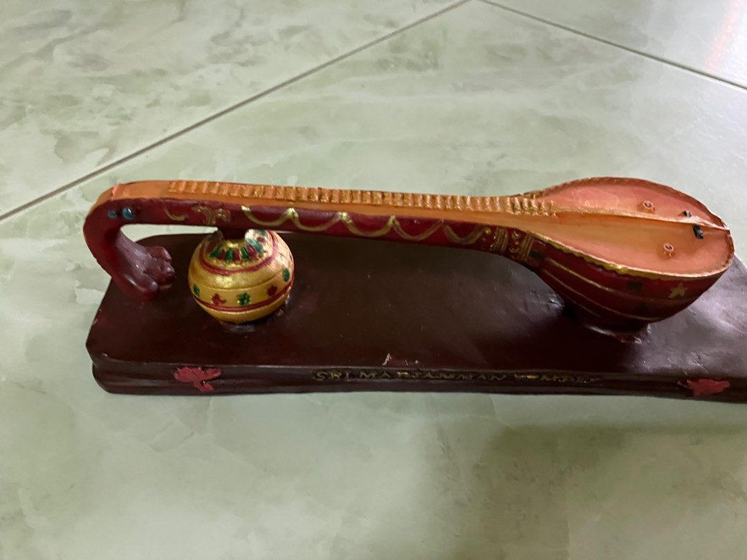Veenai display piece, Hobbies & Toys, Memorabilia & Collectibles ...
