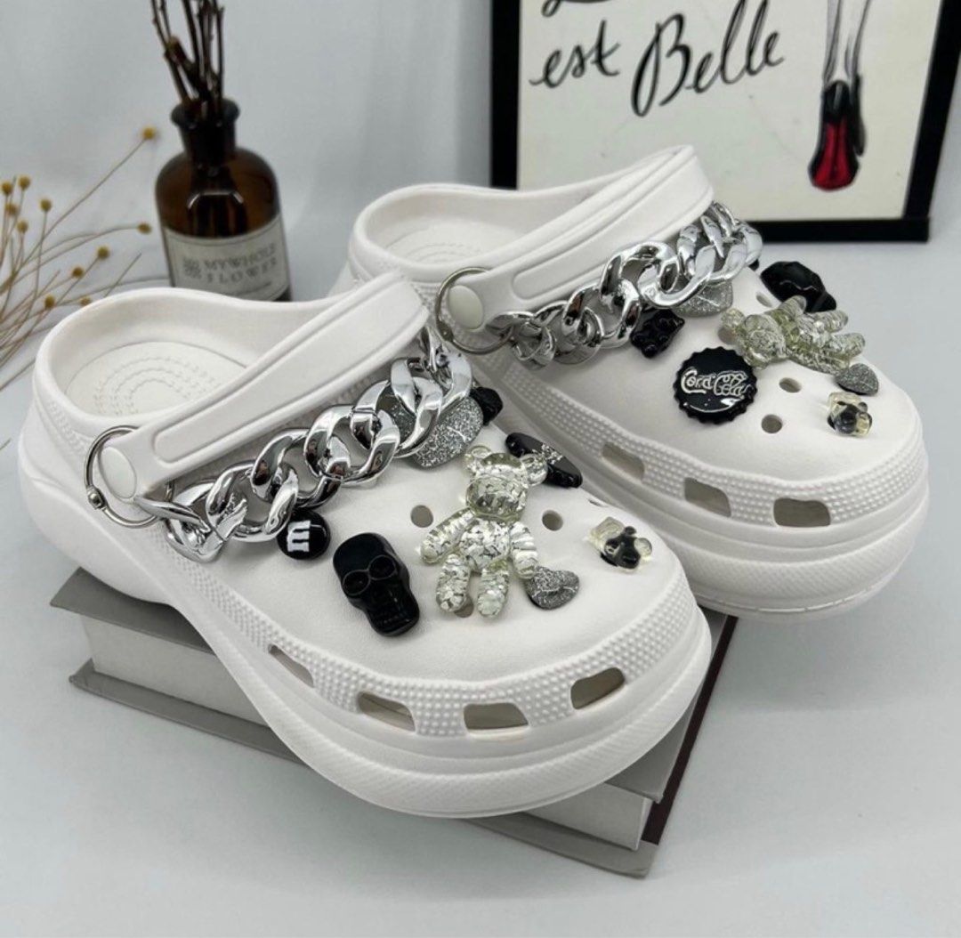 White Crocs with Jibbitz, Fesyen Wanita, Sepatu di Carousell