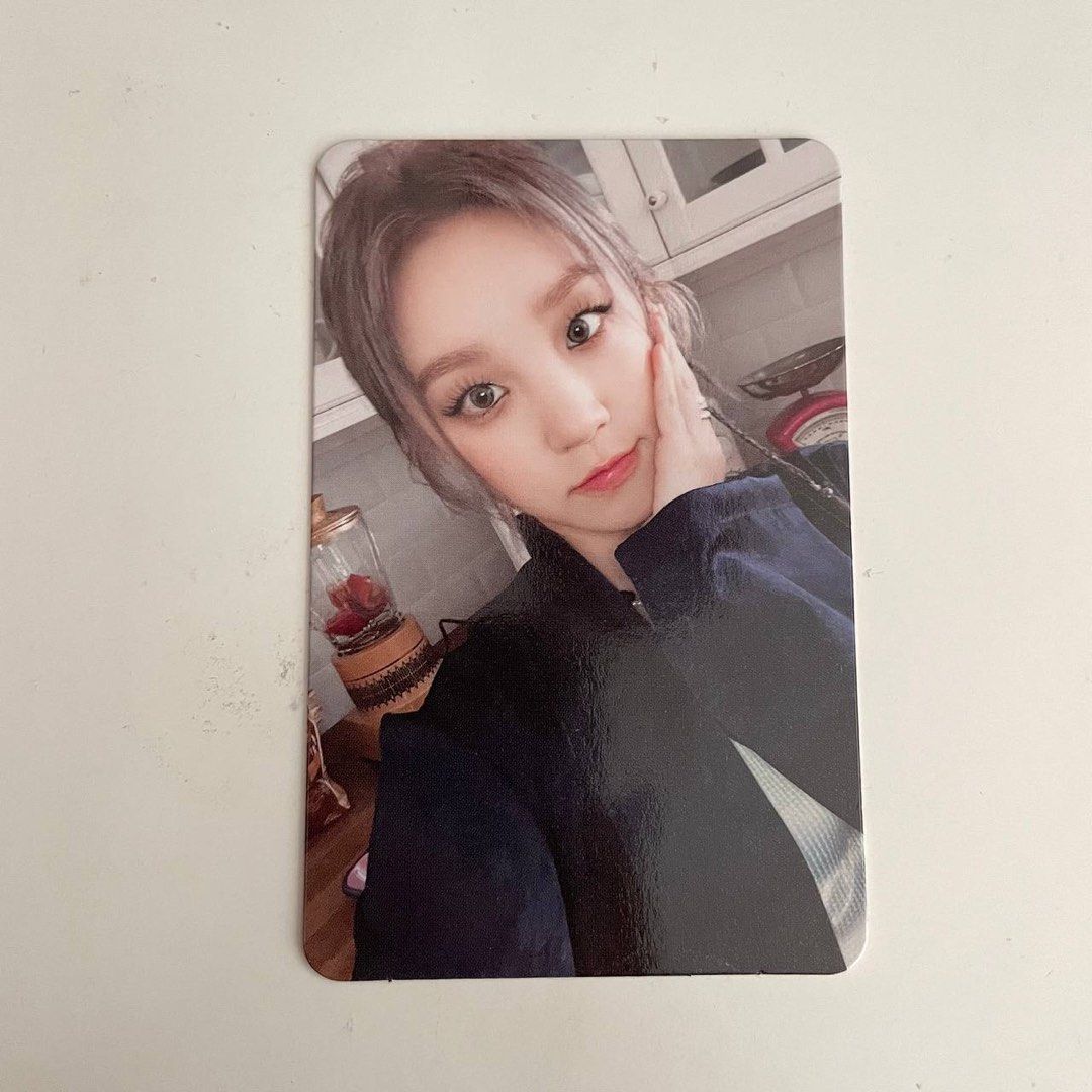wts wtt gidle yuqi i feel makestar poca album pob, Hobbies & Toys ...