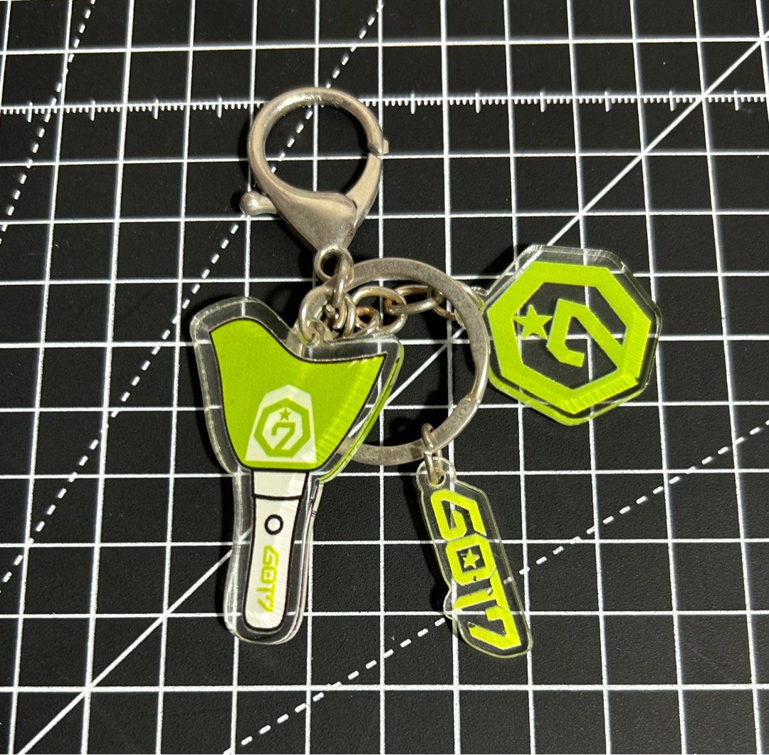 (WTS/LFB) FREE NM! got 7 acrylic keychain | zb1 boys planet classy the ...