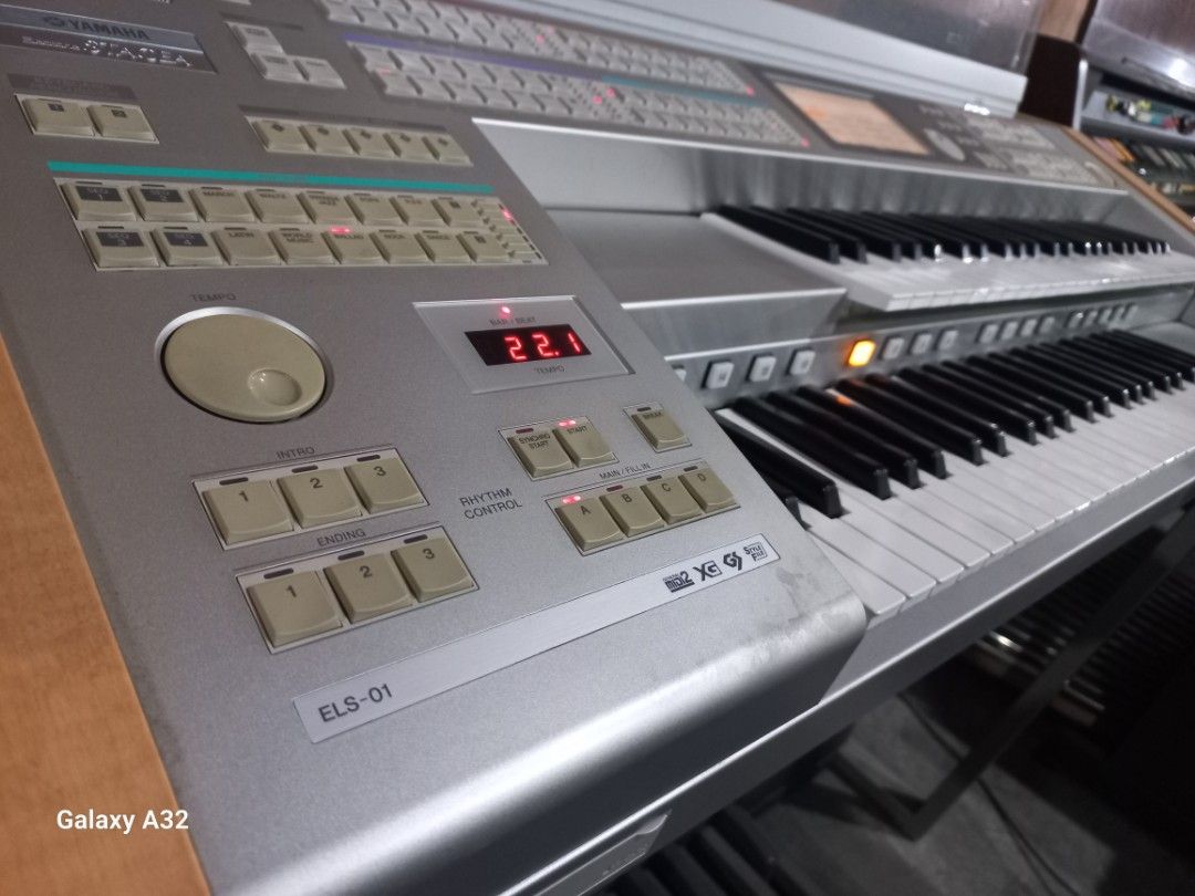 Yamaha Stagea ELS-01 Organ, Hobbies & Toys, Music & Media, Musical Instruments on Carousell