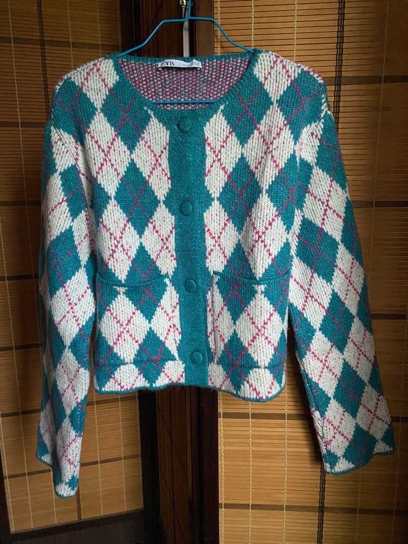 Zara Argyle Jacquard Knit Cardigan (Free SF) (Shopee Checkout Available), Women's Fashion, Coats ...