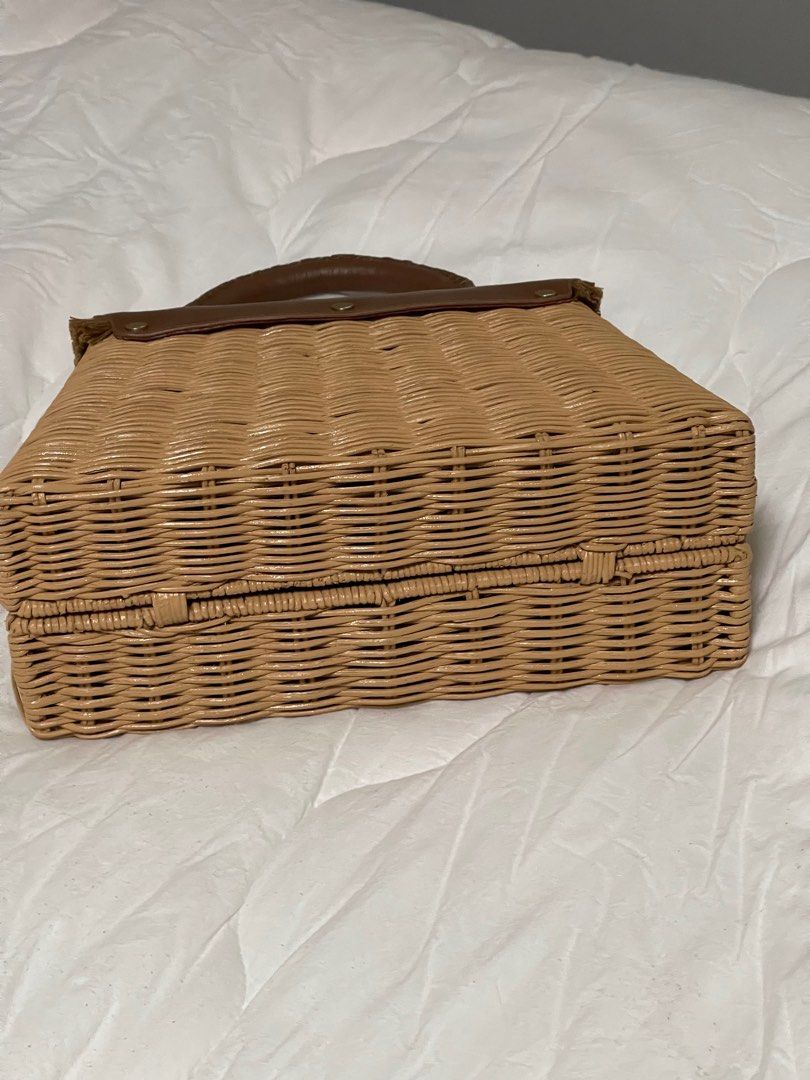 Zarah Juan Paraluman Rattan / Wicker Bag In Tan on Carousell