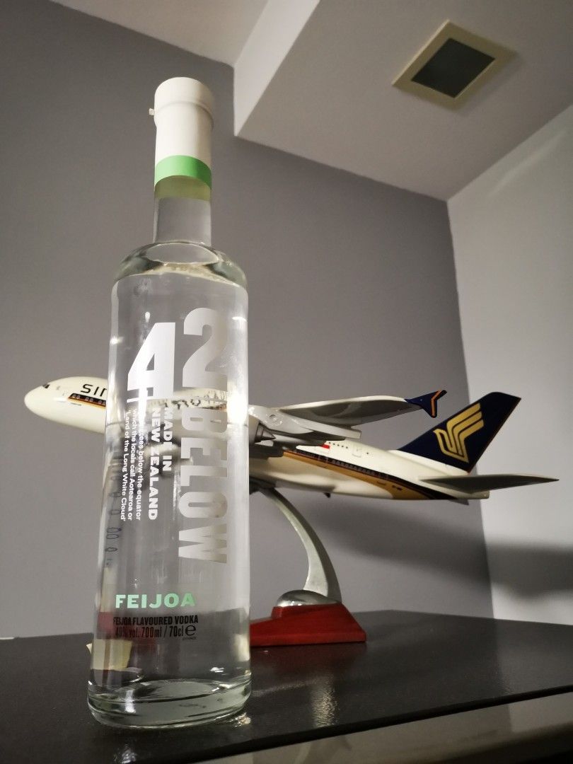 42 BELOW Feijoa Premium New Zealand Vodka, Food & Drinks, Alcoholic ...