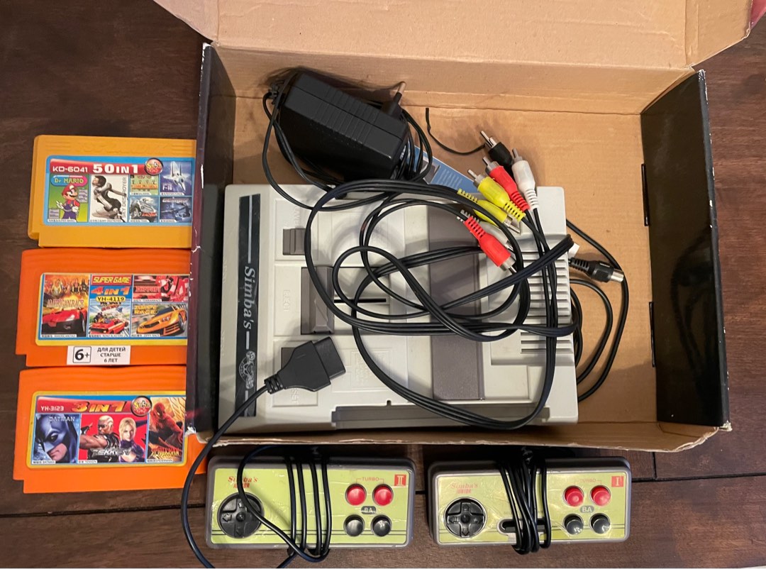 8 bit simba game console + 3 cartridges in working conditions , Video ...