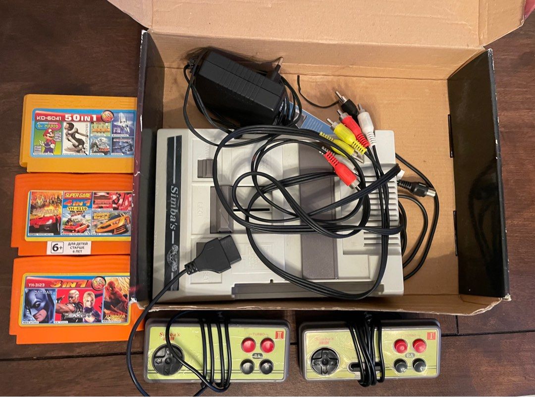 8 bit simba game console + 3 cartridges in working conditions , Video ...