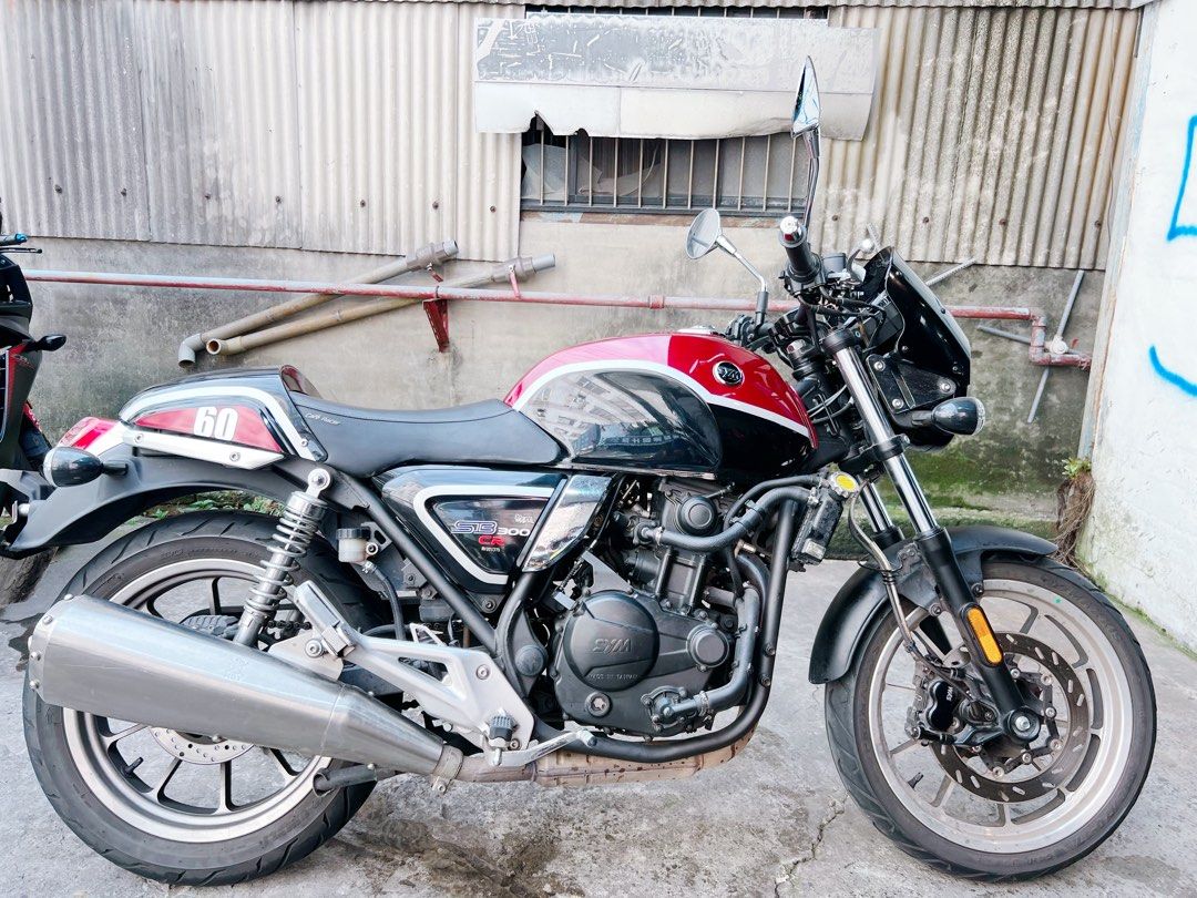 三陽 SB300 CR, 機車, 重機在旋轉拍賣