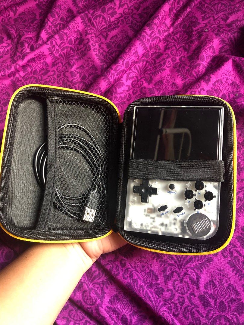 ANBERNIC RG35XX 64GB STOCK OS + 128GB GARLIC OS, Mobile Phones ...