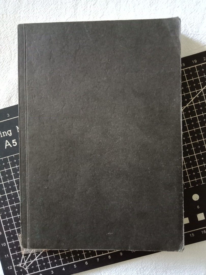 Ang Paboritong Libro ni Hudas BOB ONG, Hobbies & Toys, Books ...