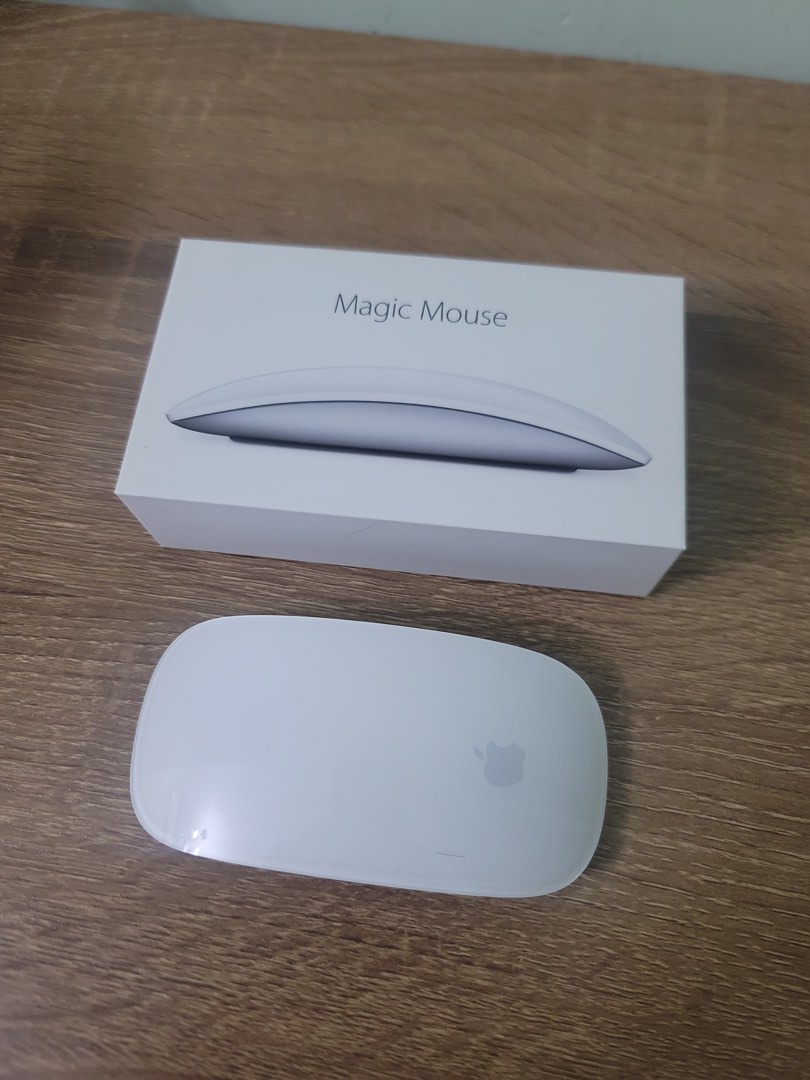 Apple Magic Mouse 2 (超新淨), 電腦＆科技, 電腦周邊及配件, 電腦滑鼠及相關產品 - Carousell