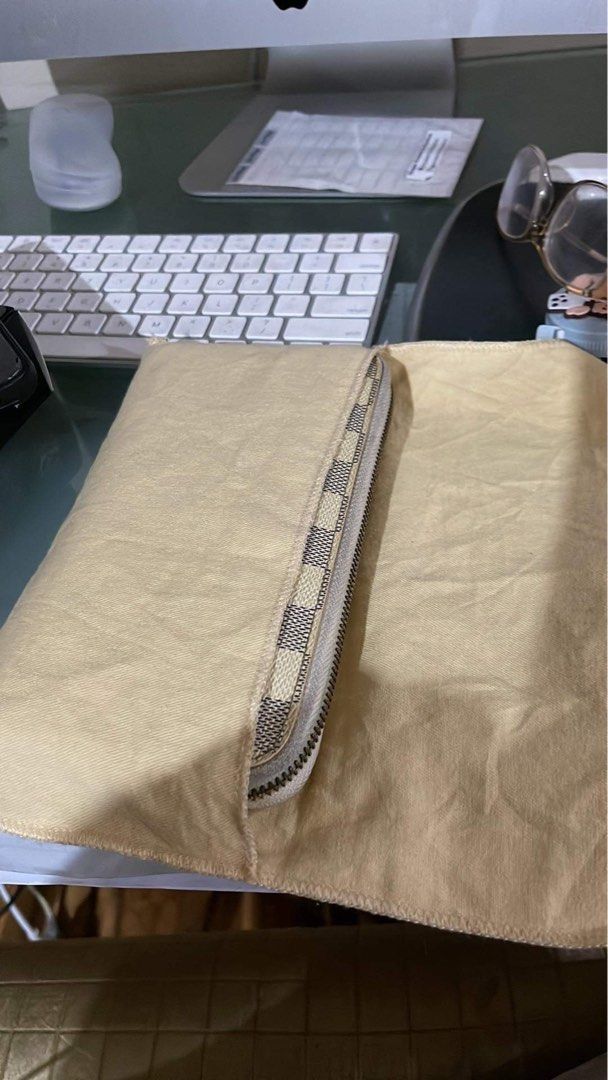 Authentic LV damier wallet, Luxury, Bags & Wallets on Carousell