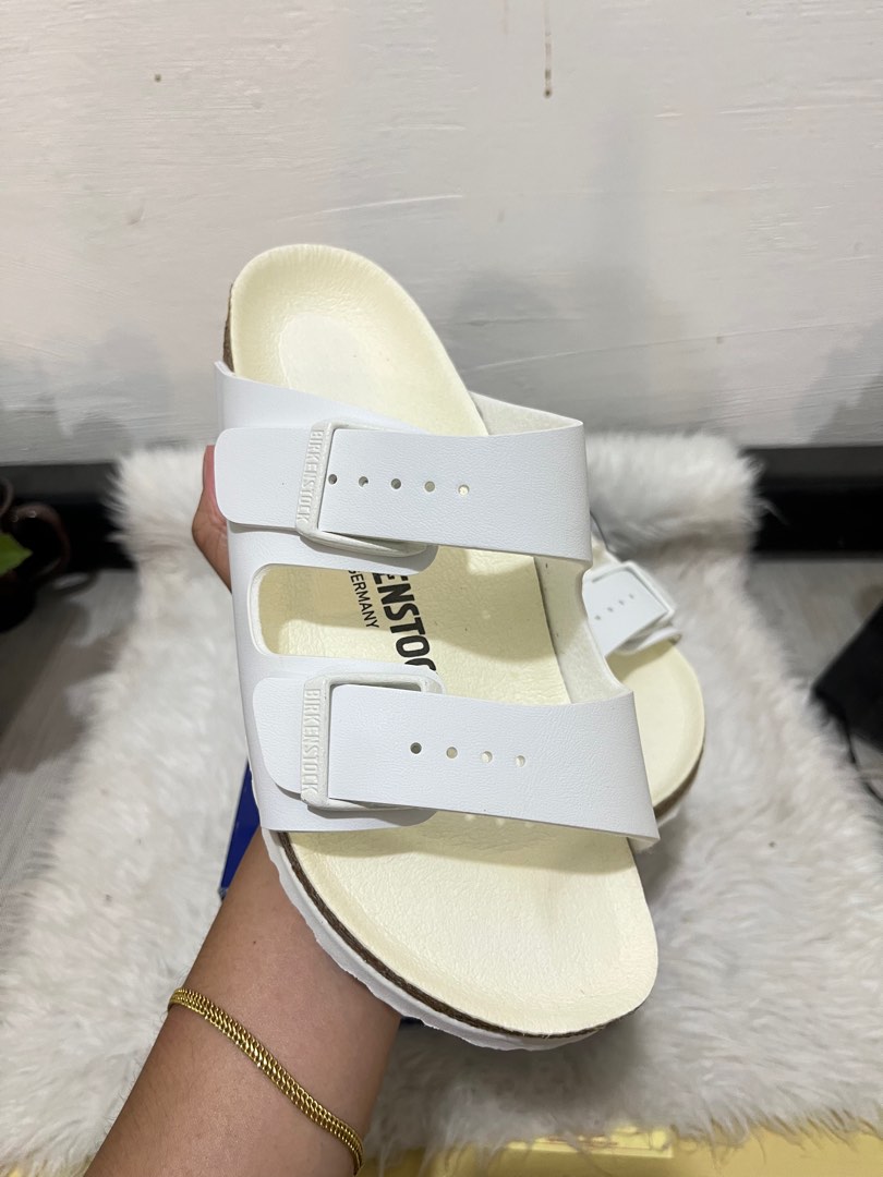 Birkenstock Arizona Triple White, Women's Fashion, Footwear, Sandals on ...