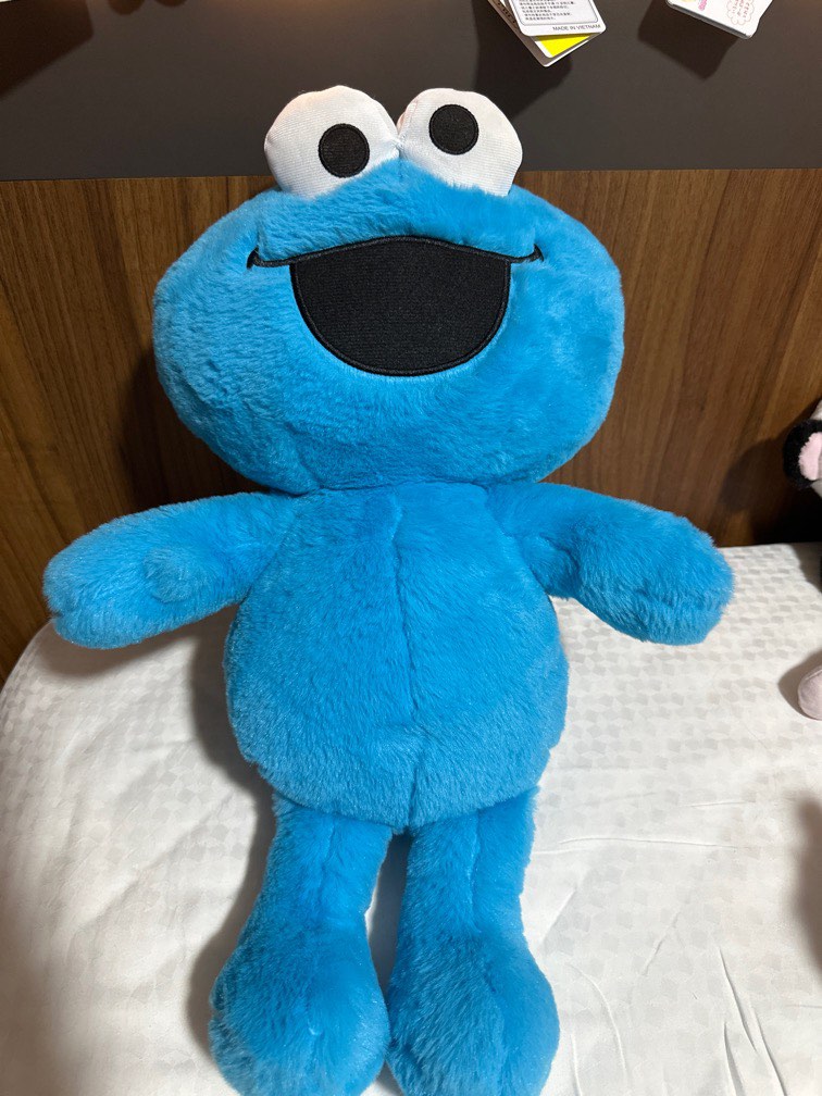 Brand new ELMO sesame street authentic soft toy plushie, Hobbies & Toys, Toys & Games on Carousell