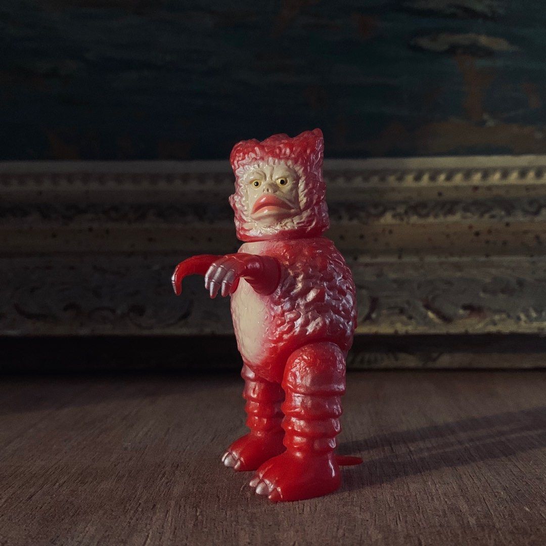 ブルマァク｜BULLMARK ブルマァク魂 隕石怪獣 ガラモン 超人力霸王怪獸 隕石怪獸 卡拉蒙 / 阿蒙 紅色, 書籍、休閒與玩具, 玩具 ...